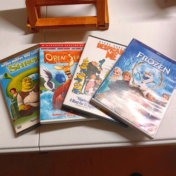 Media | Animated Movie Dvd Bundle Shrek Open Season Despicable Me ...